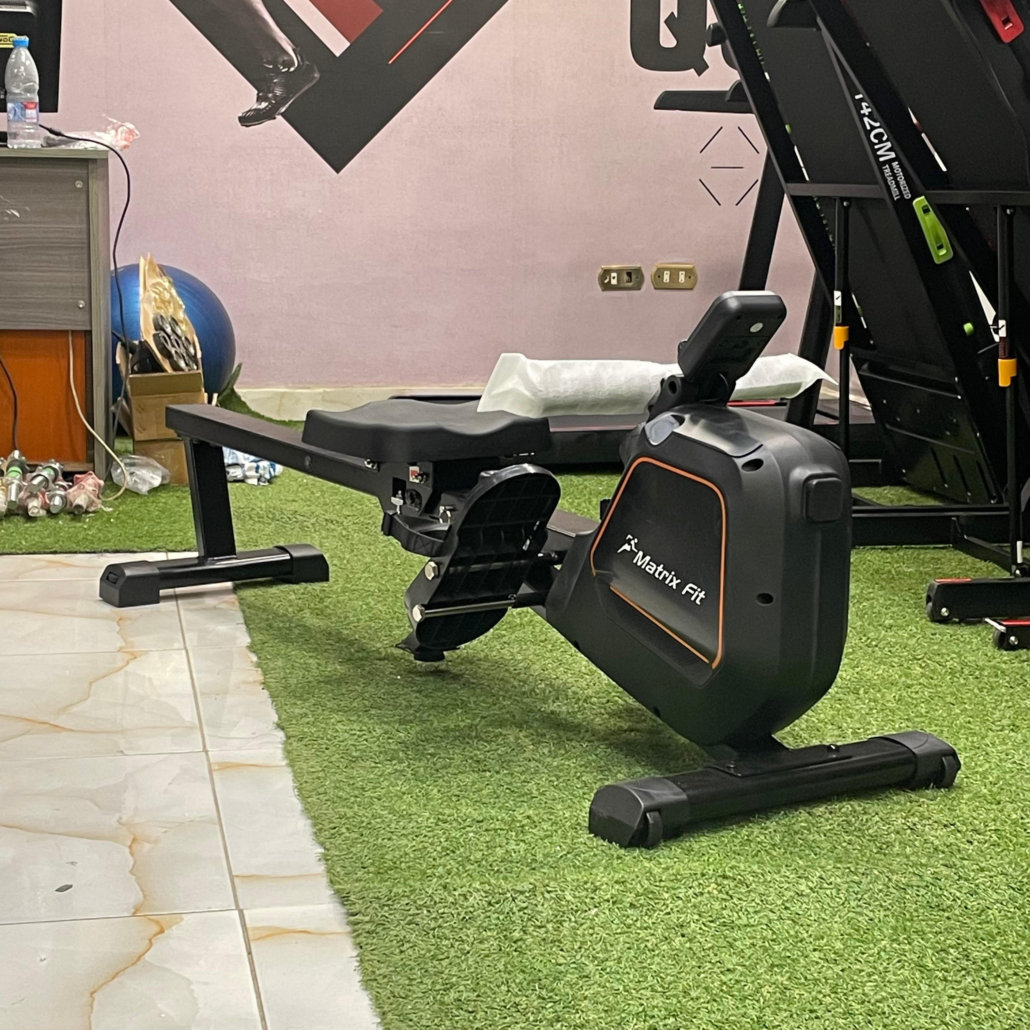 T-501 Rowing Machine - ماتريكس فيت